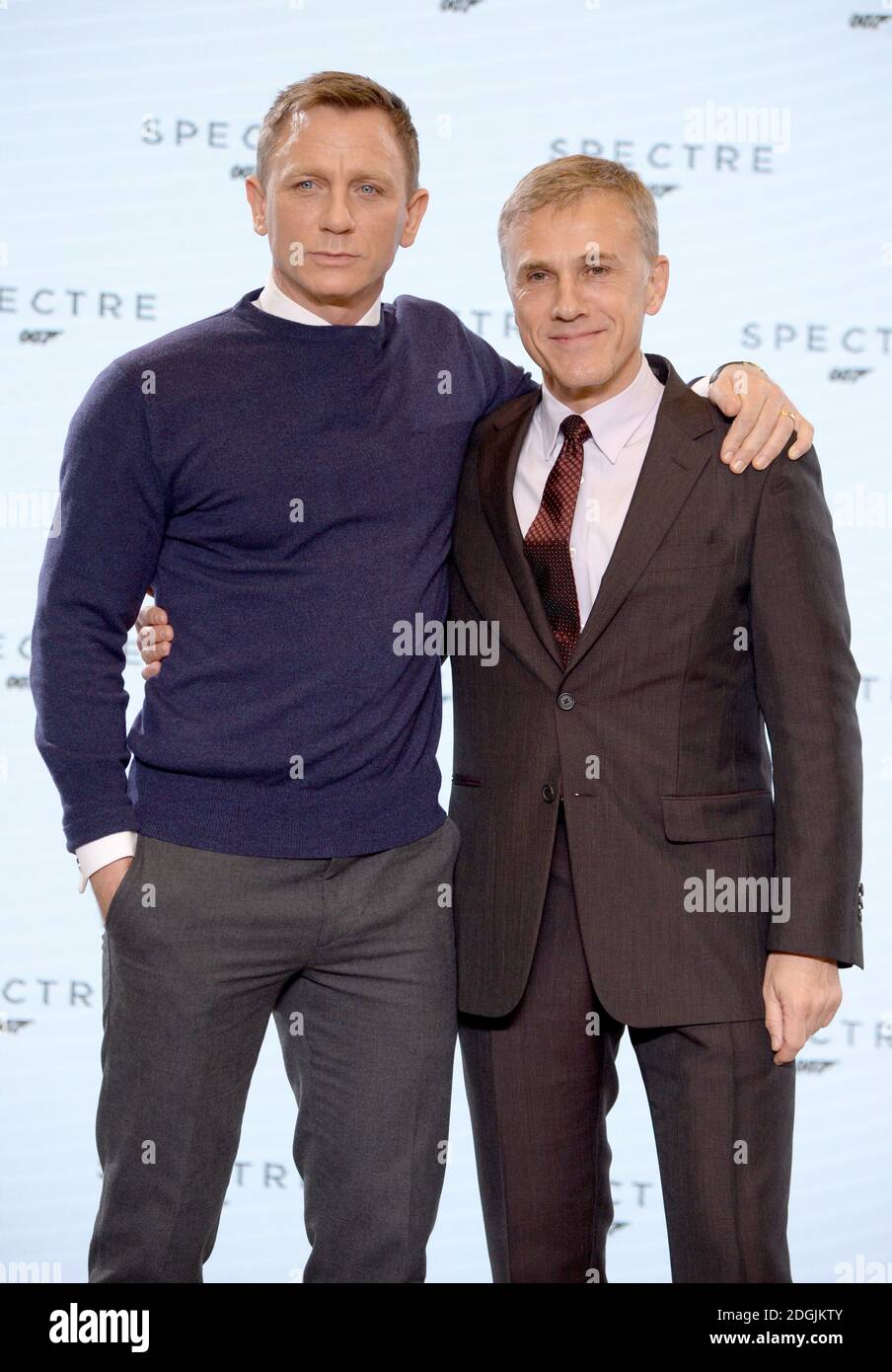 James Bond Daniel Craig Eye High Resolution Stock Photography and ...