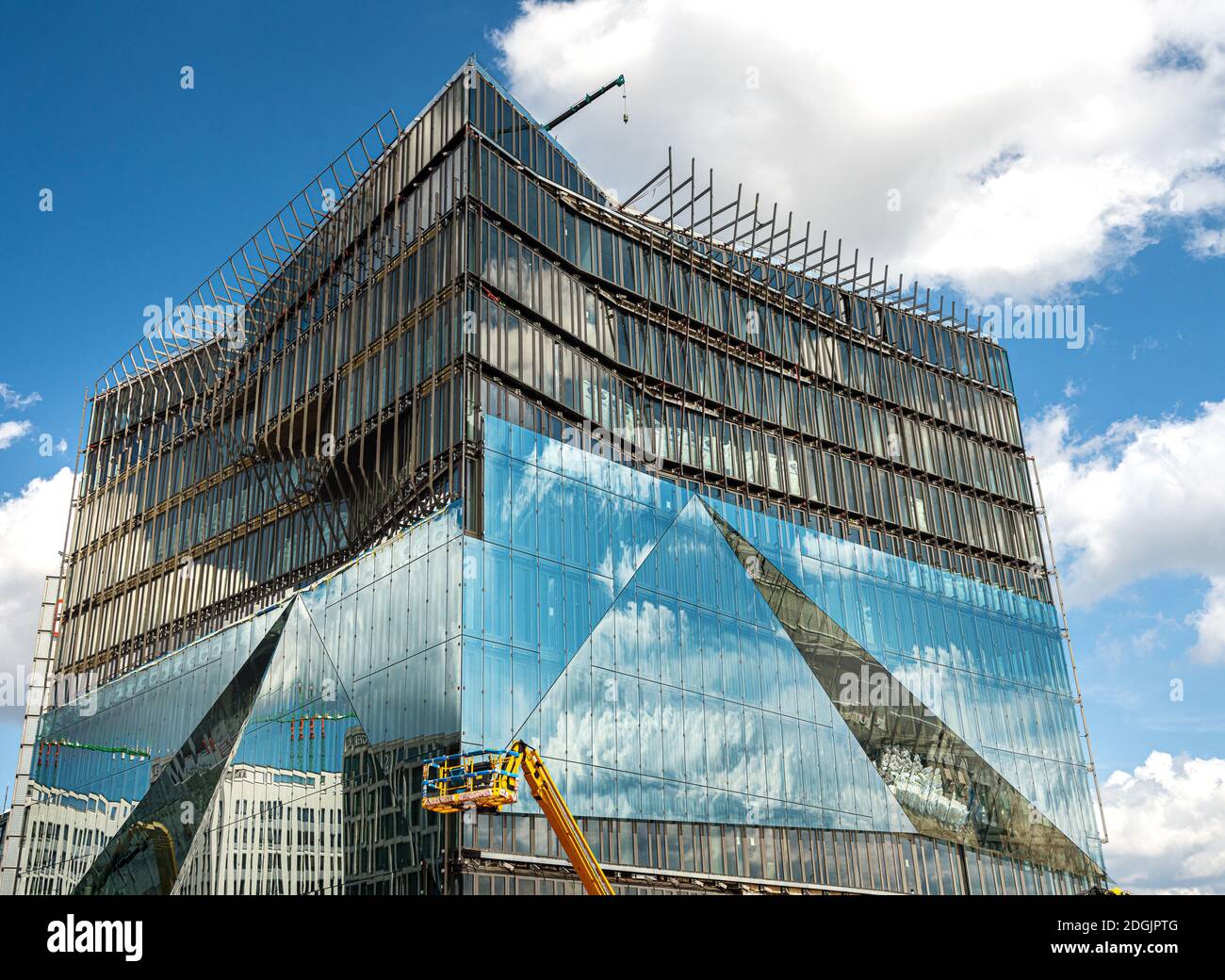 Construction site cube berlin hi-res stock photography and images - Alamy