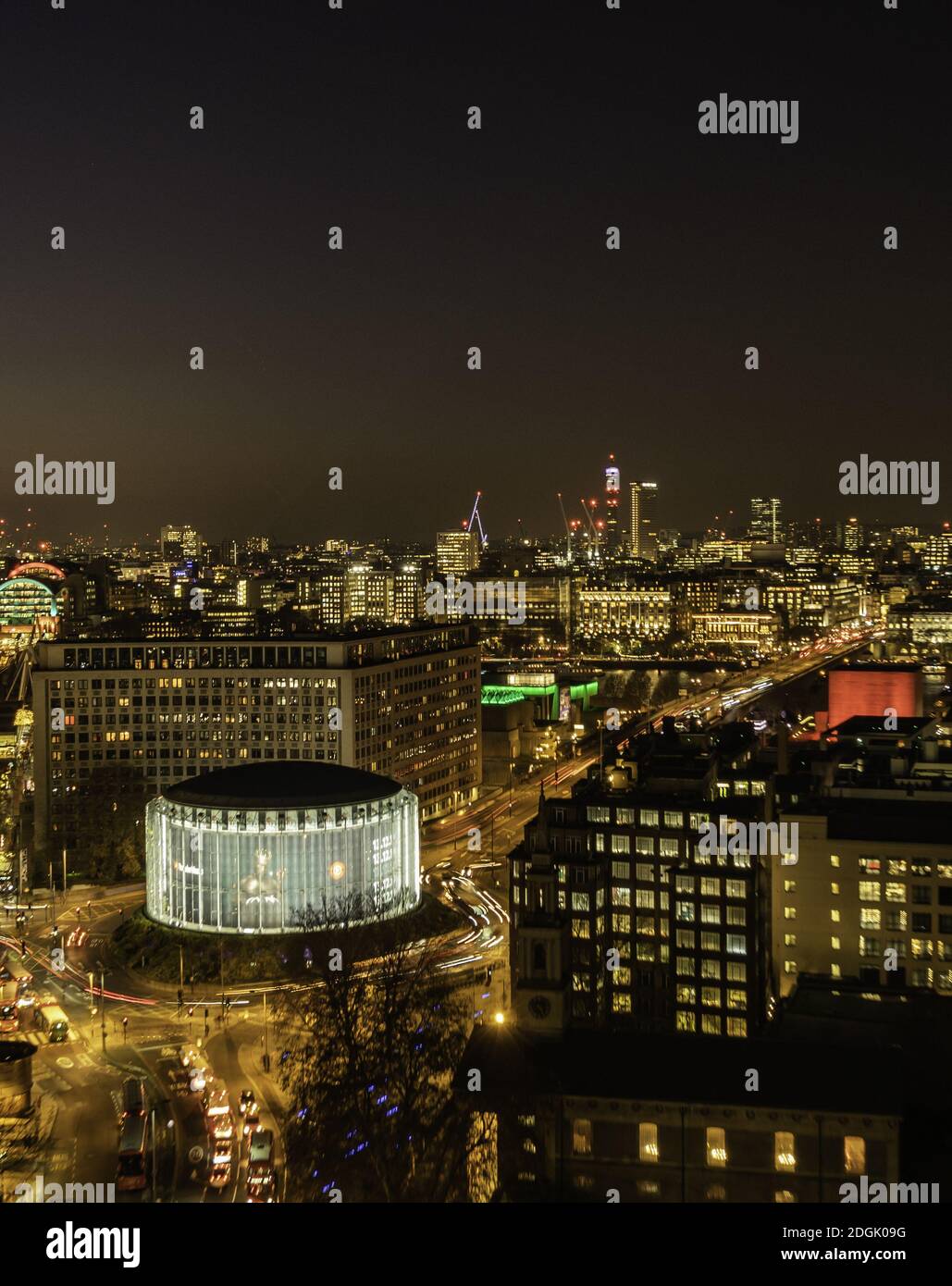 London - Night Skyline Stock Photo - Alamy