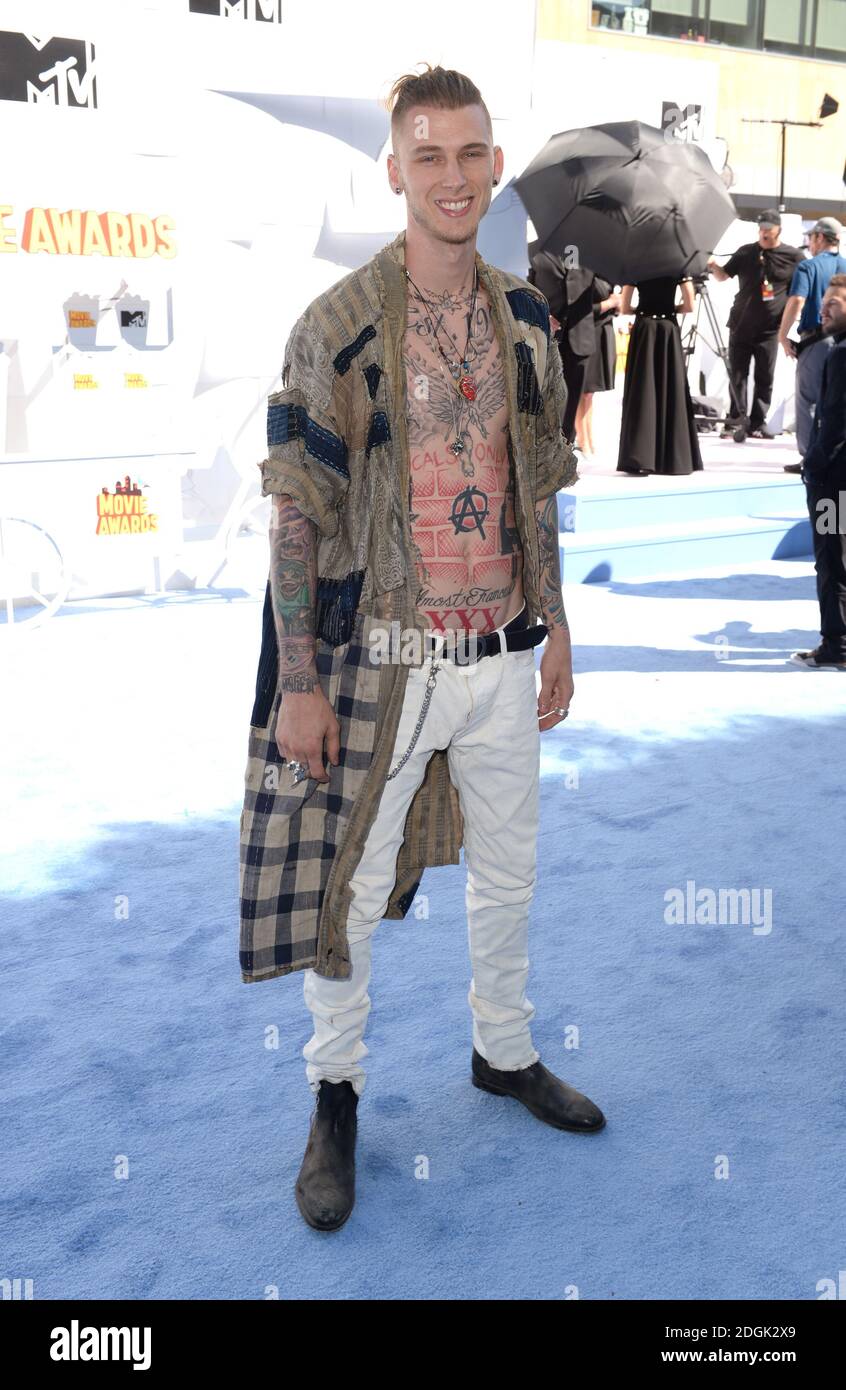 Machine Gun Kelly arriving at the 2015 MTV Movie Awards, Nokia Live ...