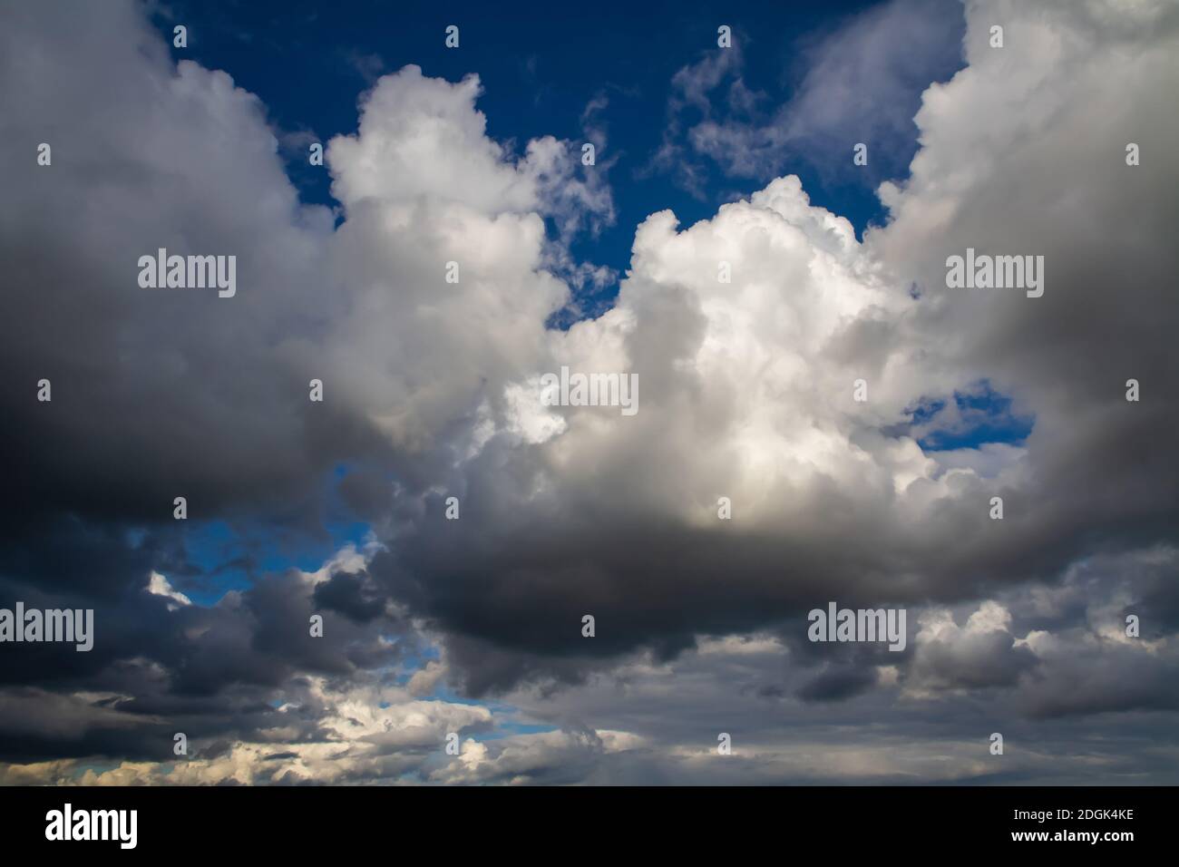 Dark grey storm clouds before rain. Dramatic natural sky background ...