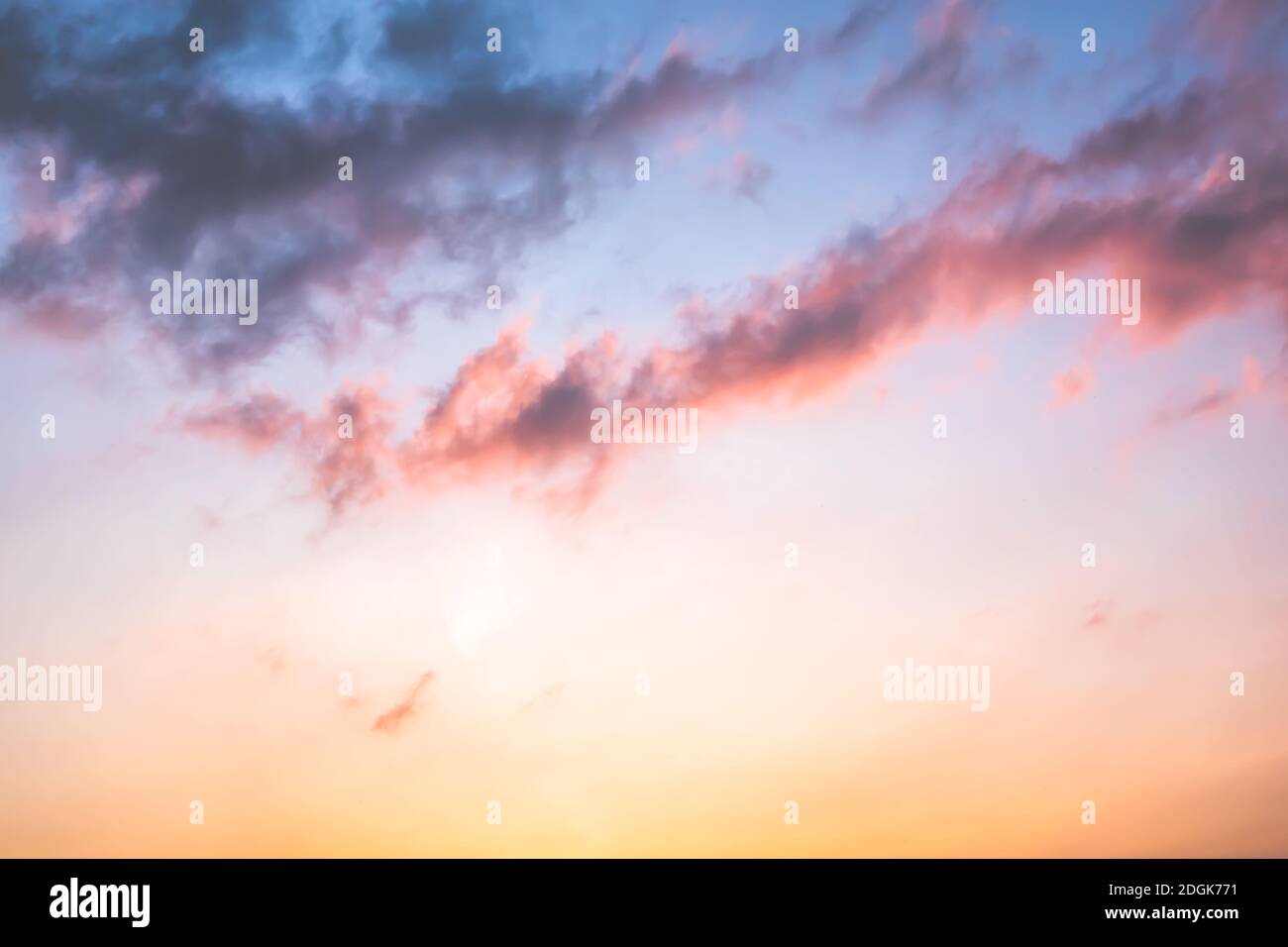 Pastel sunset clouds hi-res stock photography and images - Alamy