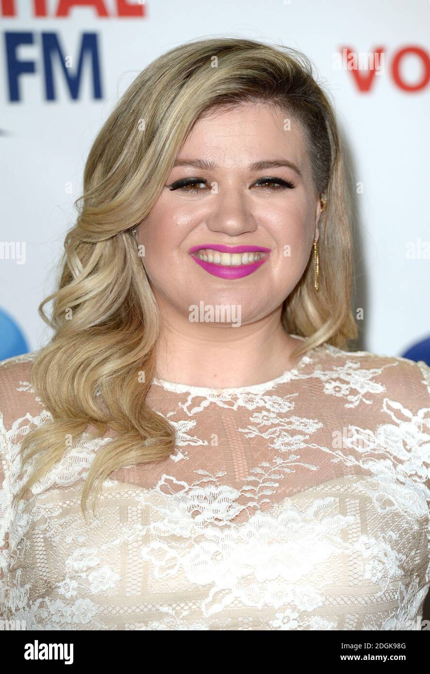 Kelly Clarkson Headshot High Resolution Stock Photography and Images ...