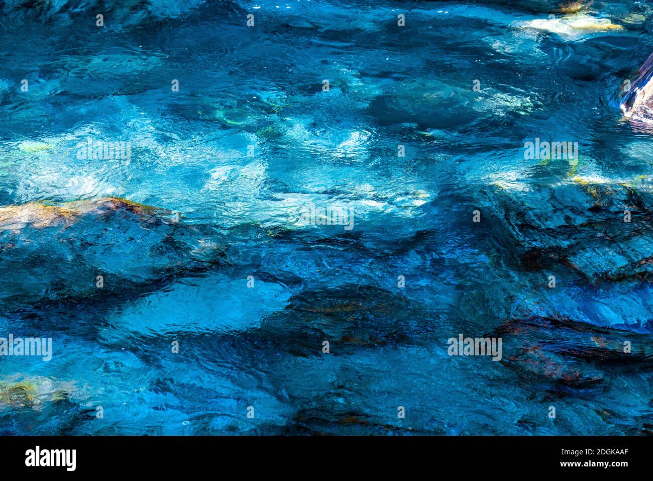 River rock rocks texture stream water background clear beautiful hi-res ...