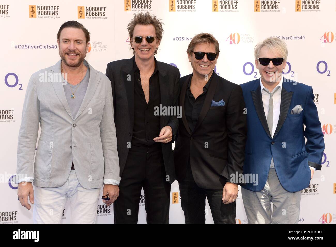 Roger taylor arriving for the at the grosvenor house hotel hi-res stock ...