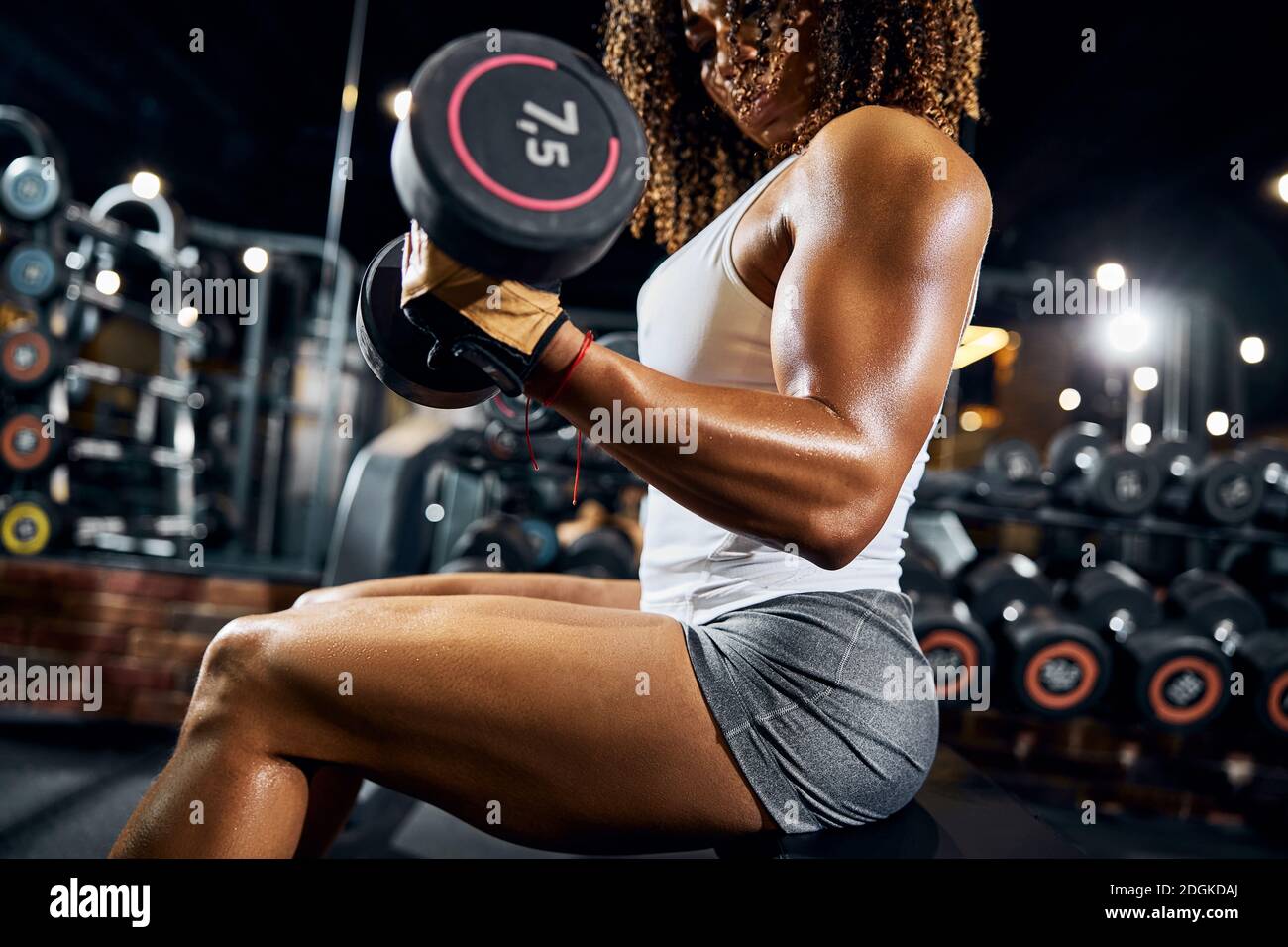 Lady upper body hi-res stock photography and images - Alamy