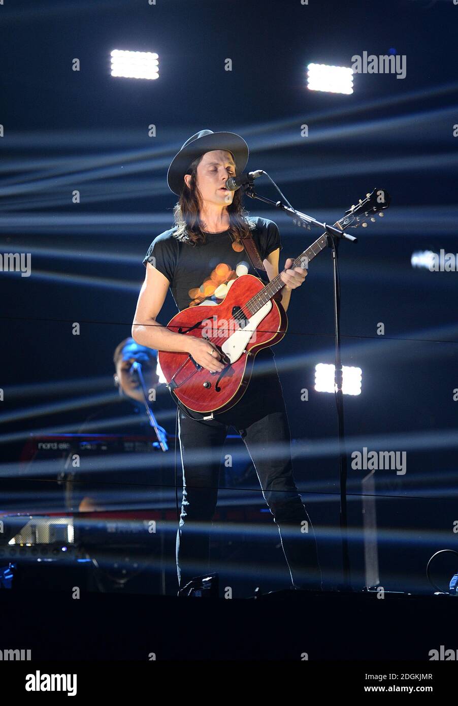 James Bay performs during the 2015 MTV Europe Music Awards, at the ...