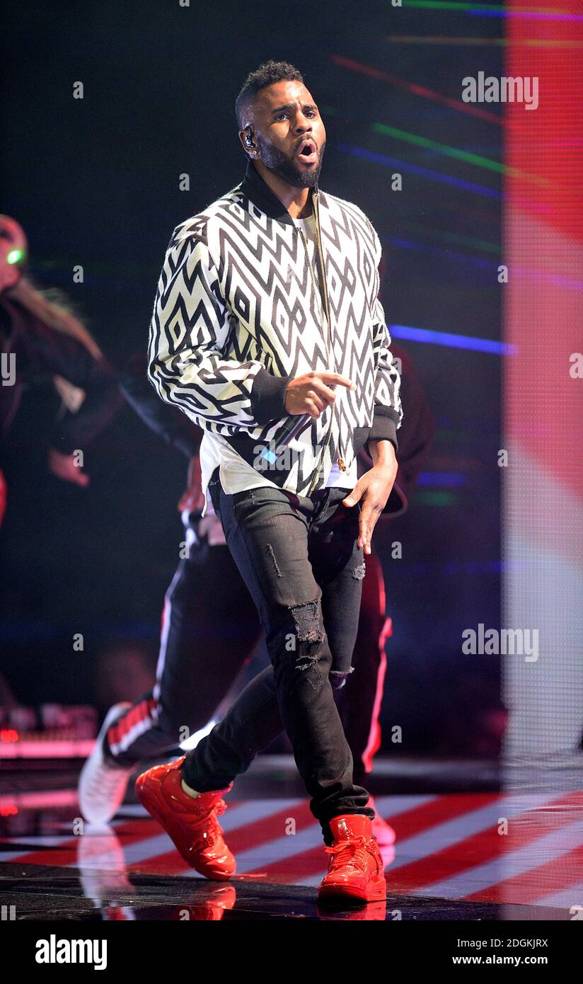 Jason Derulo performs during the 2015 MTV Europe Music Awards, at the ...