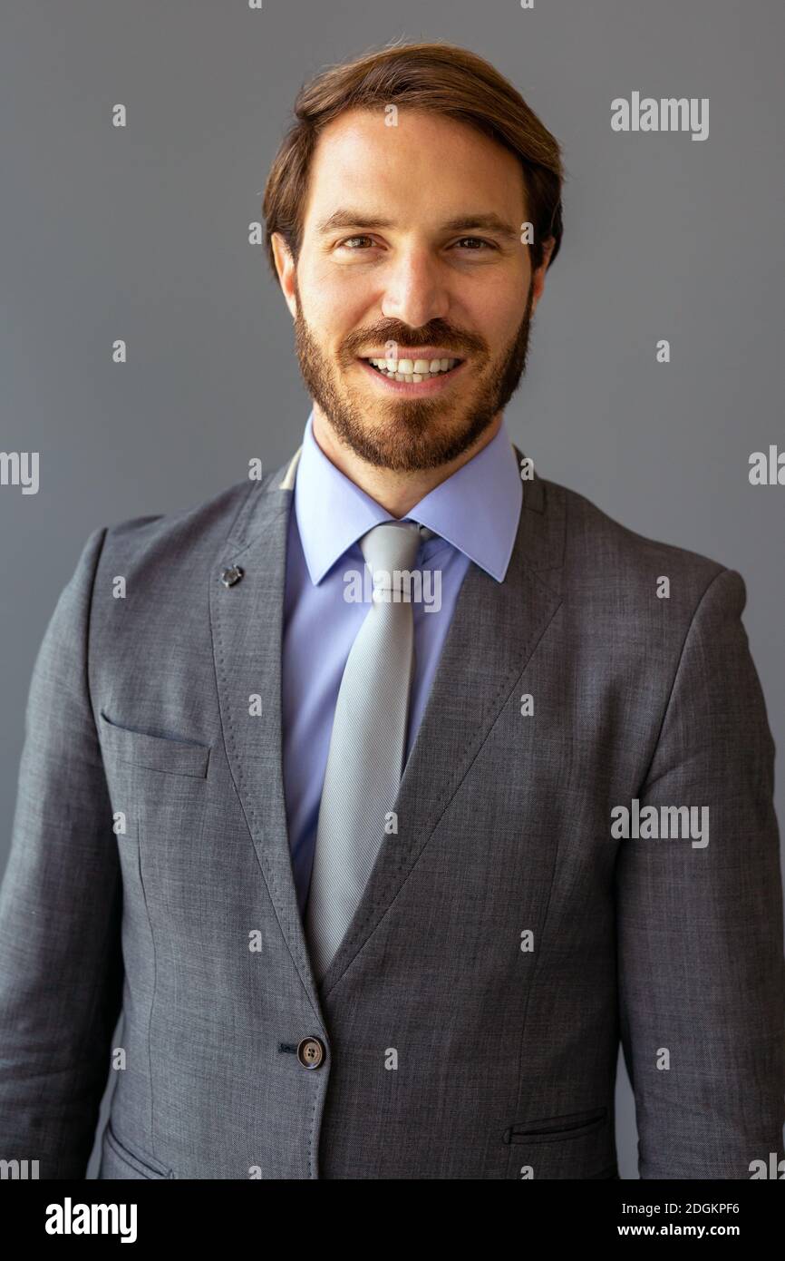 Businessman portrait office hi-res stock photography and images - Alamy