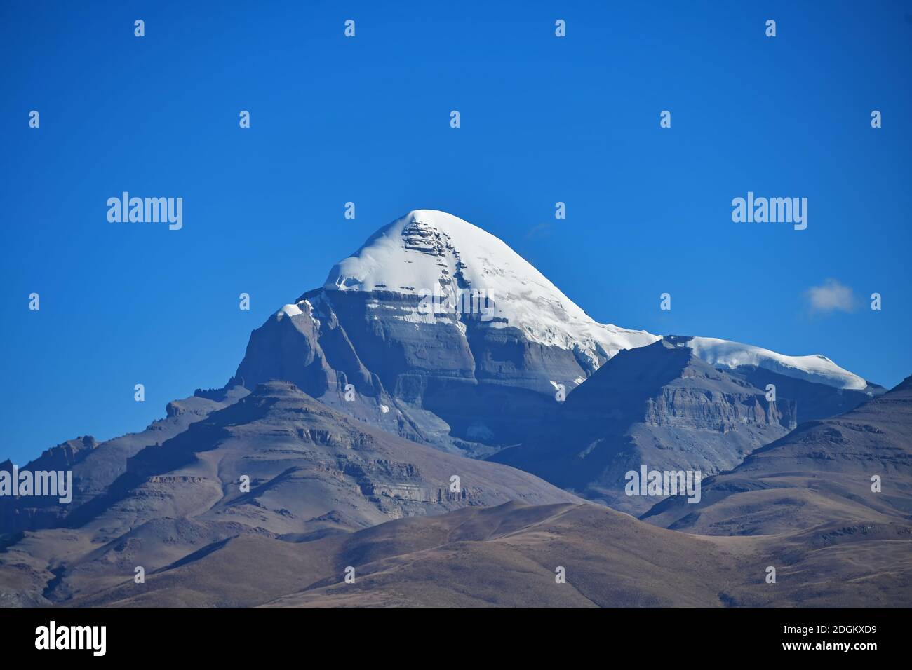 Lhanag tso hi-res stock photography and images - Alamy