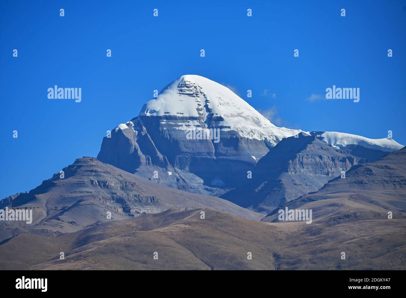 The south of Mount Gang Rinpoche is the Lhanag-tso Ghost Lake and a ...