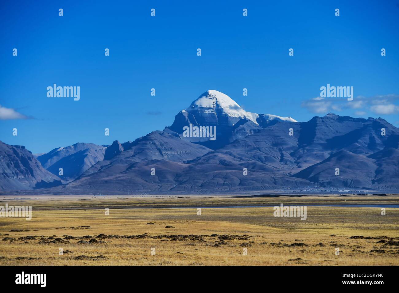 The south of Mount Gang Rinpoche is the Lhanag-tso Ghost Lake and a ...