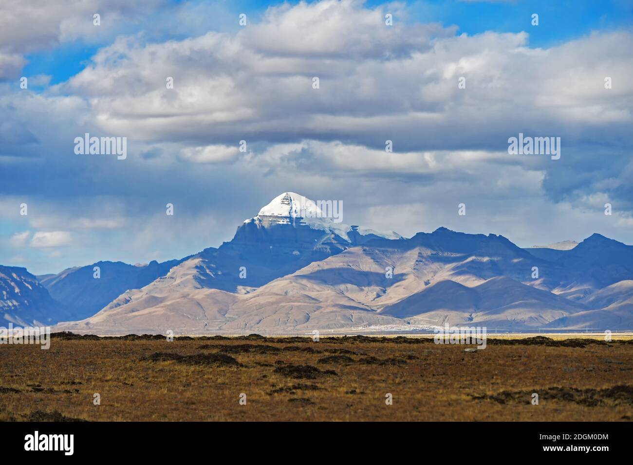 The south of Mount Gang Rinpoche is the Lhanag-tso Ghost Lake and a ...
