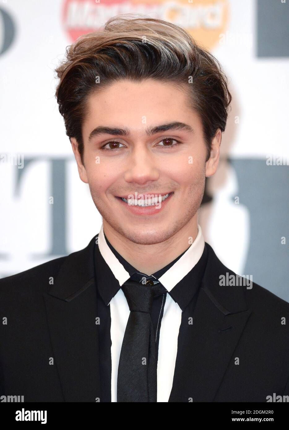George shelley red carpet hi-res stock photography and images - Alamy