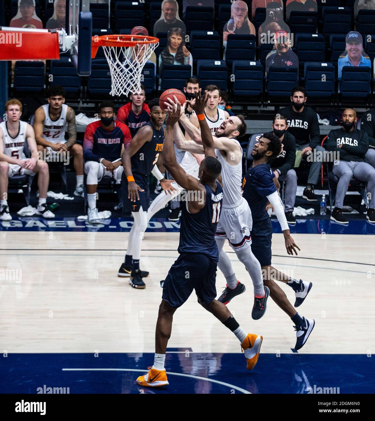 Utep miners mens basketball hi-res stock photography and images - Alamy