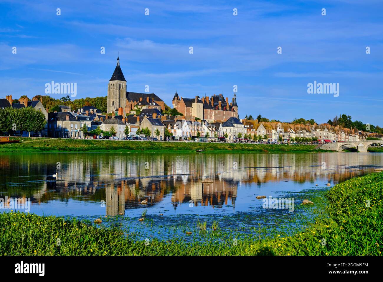 France, Loiret (45), Gien, the Saint Joan of Arc church, the castle and ...