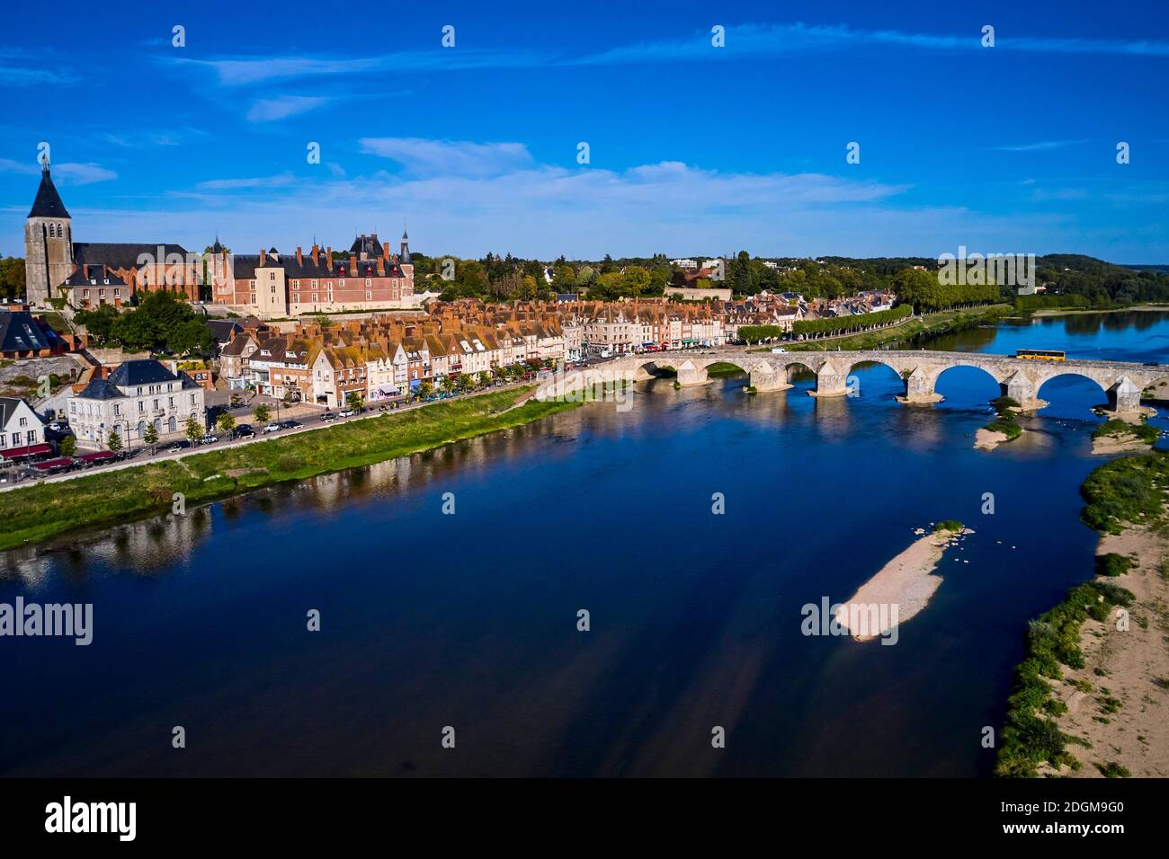 France, Loiret (45), Gien, the Saint Joan of Arc church, the castle and ...