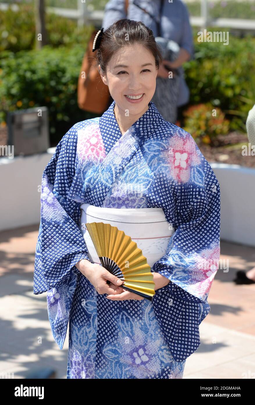Mariko tsutsui hi-res stock photography and images - Alamy