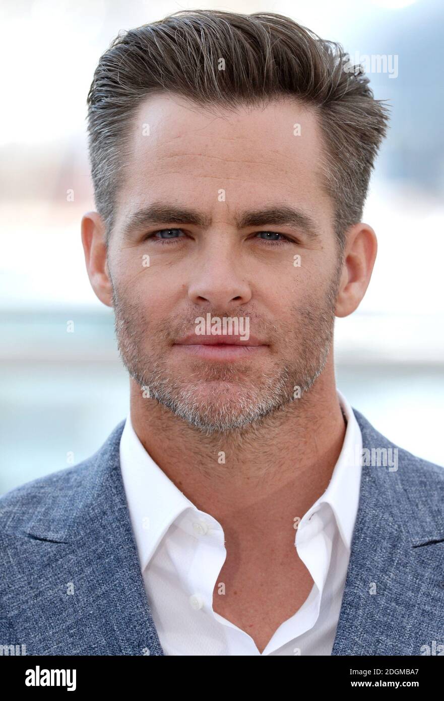 Chris Pine Photo Shoot Details
