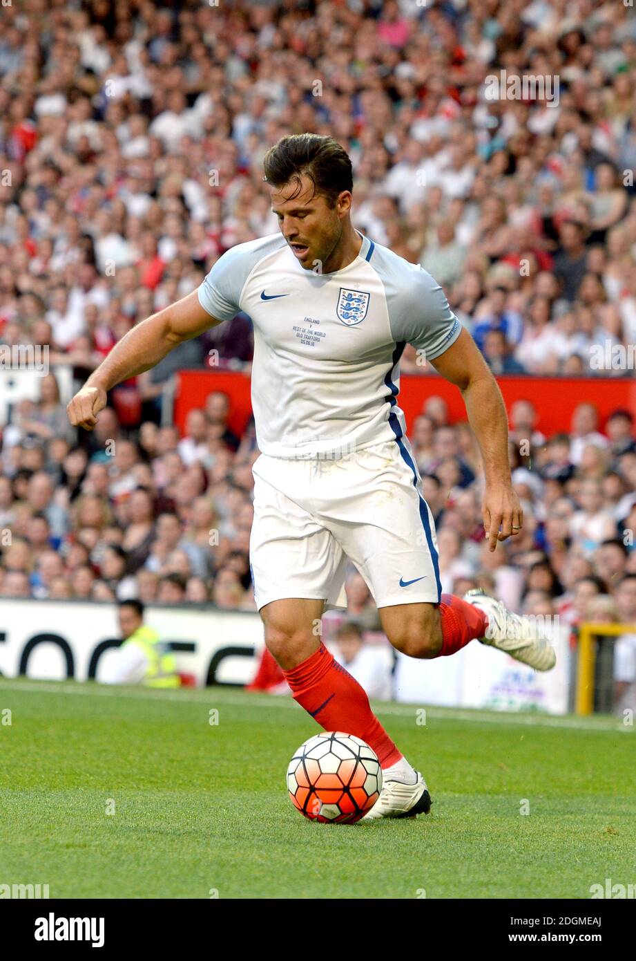 During soccer aid 2016 old trafford hi-res stock photography and images ...