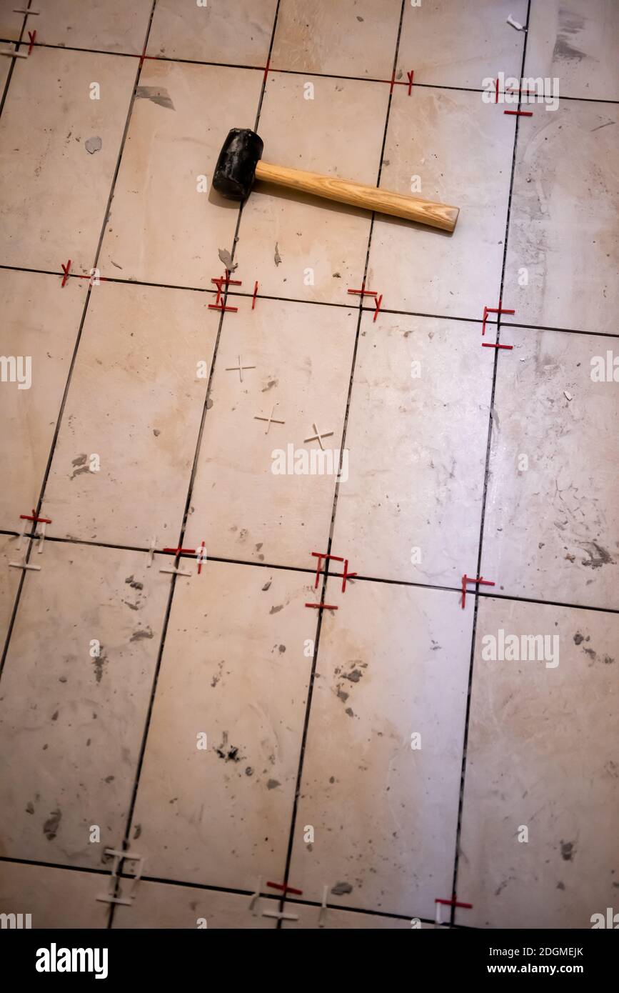Ceramic tiles and tools for tiler Stock Photo - Alamy