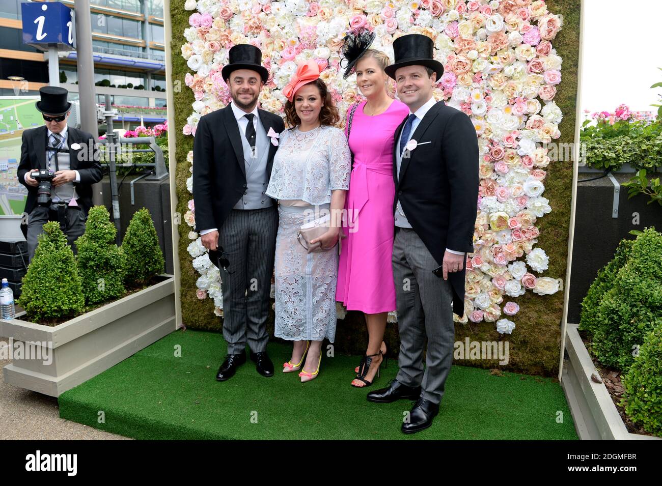 Anthony McPartlin (left) with wife Lisa Armstrong and Declan Donnelly ...