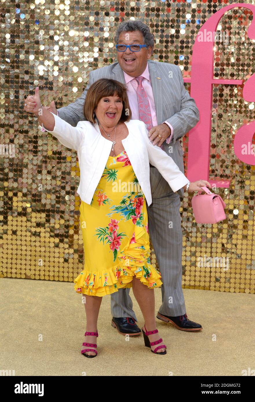 The krankies hi-res stock photography and images - Alamy