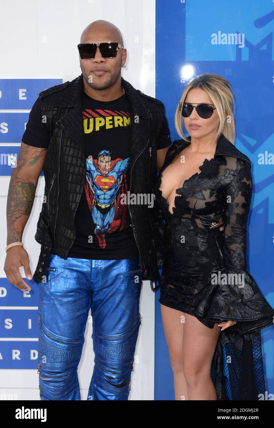 Flo Rida arriving at the MTV Video Music Awards 2016, Madison Square ...
