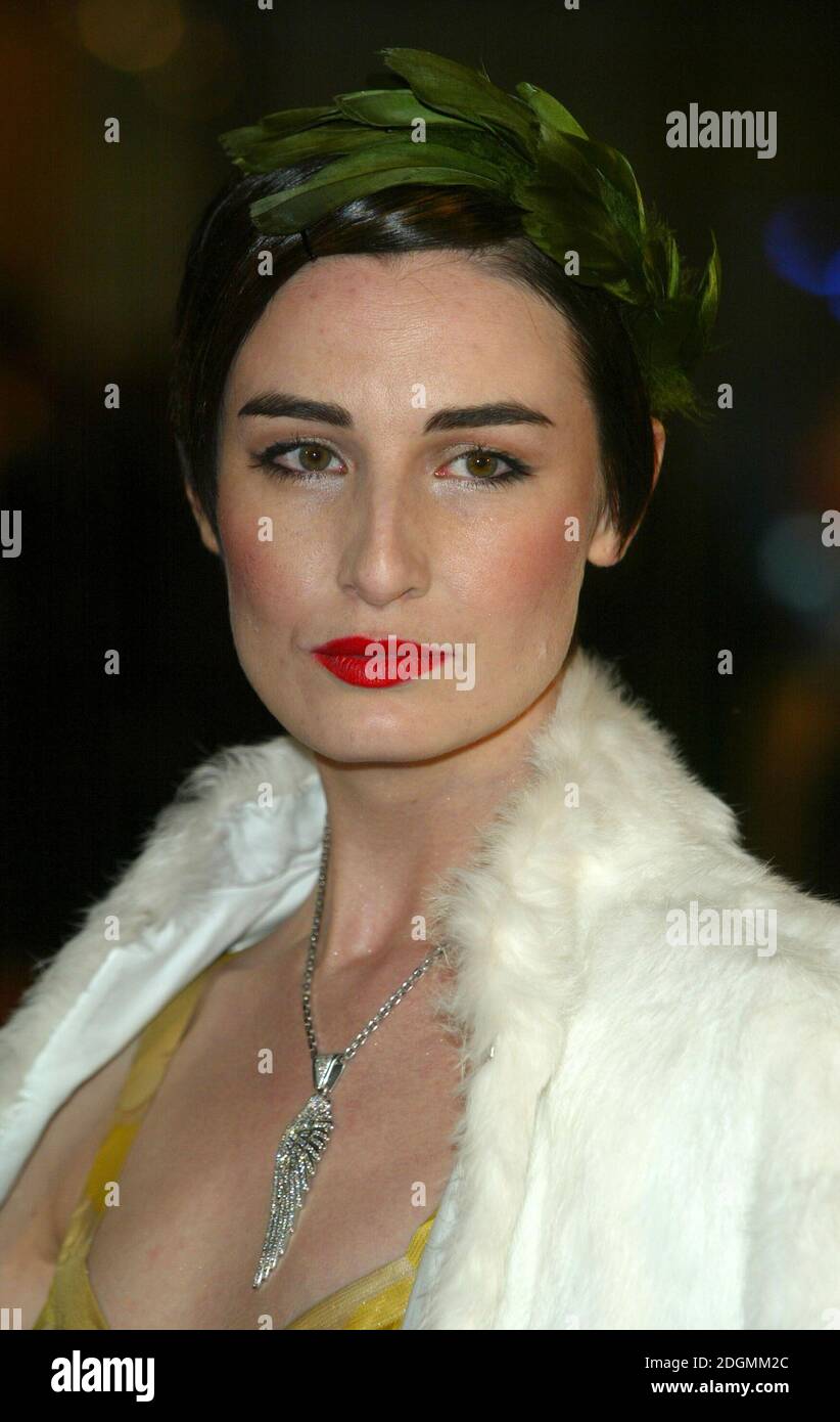 Erin O'Connor arriving at the world premiere of The Cronicles of Narnia ...