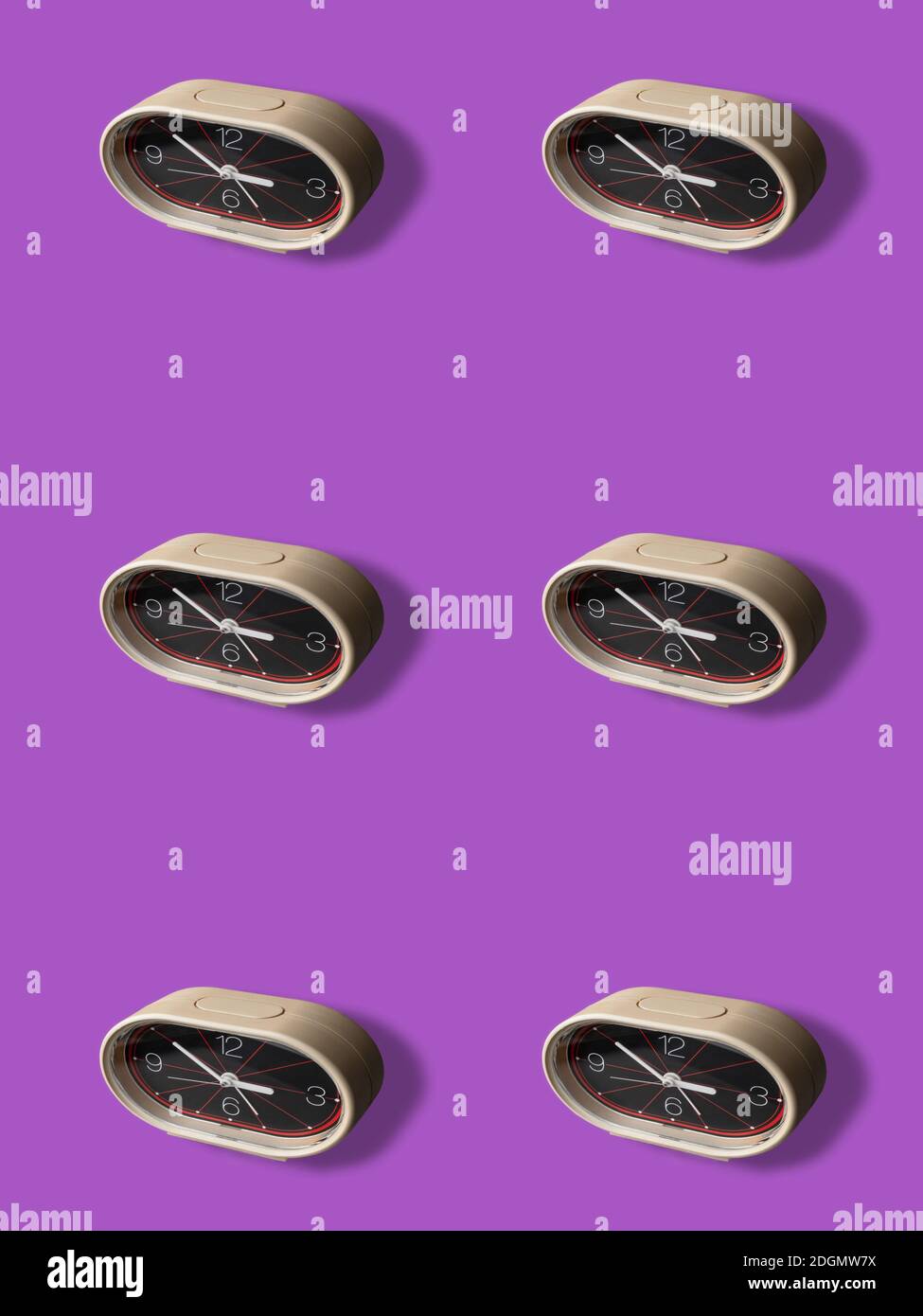 Mixed up clocks hi-res stock photography and images - Alamy