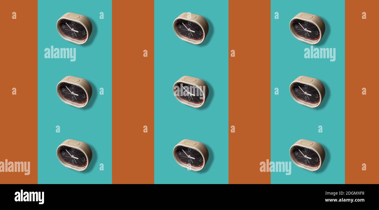 Mixed up clocks hi-res stock photography and images - Alamy