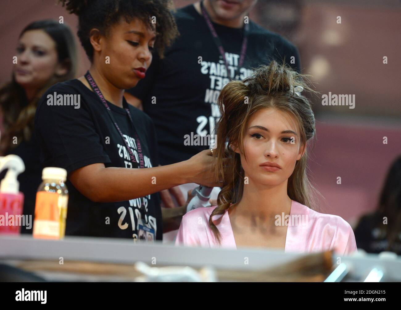 Grace Elizabeth backstage during the Victoria's Secret Fashion Show ...