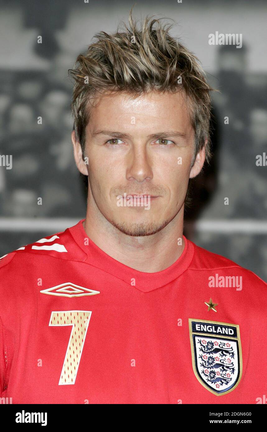 David beckham england kit hi-res stock photography and images - Alamy