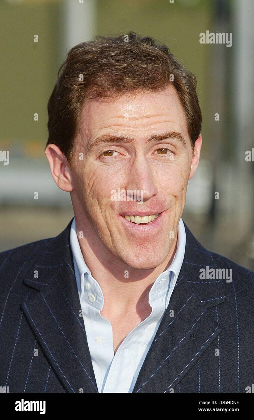 For the brit awards 2003 hi-res stock photography and images - Alamy