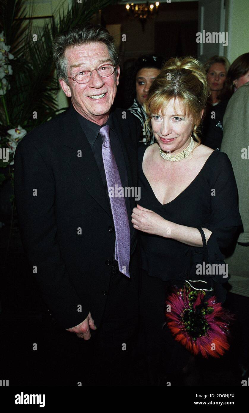John hurt and wife hi-res stock photography and images - Alamy