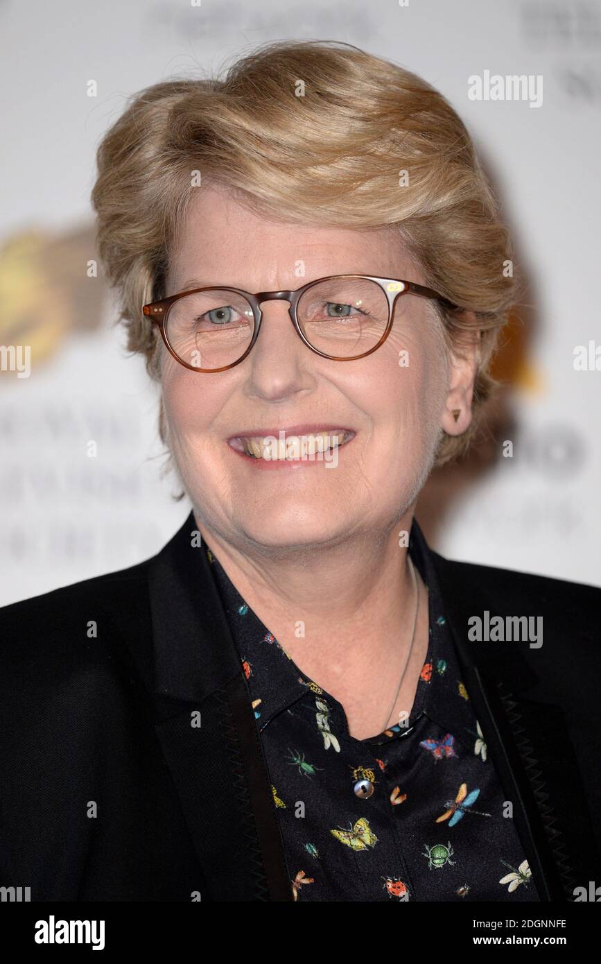 Entertainment headshot society hi-res stock photography and images - Alamy