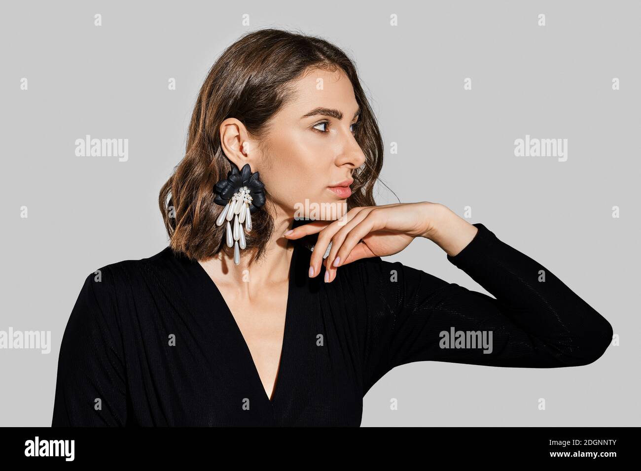 Side profile female fashion model hi-res stock photography and images ...