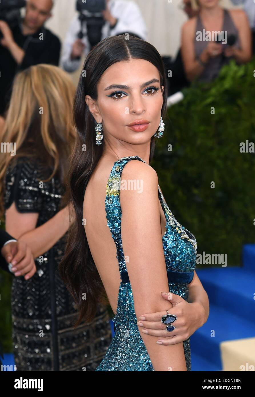 Emily Ratajkowski attending The Metropolitan Museum of Art Costume ...