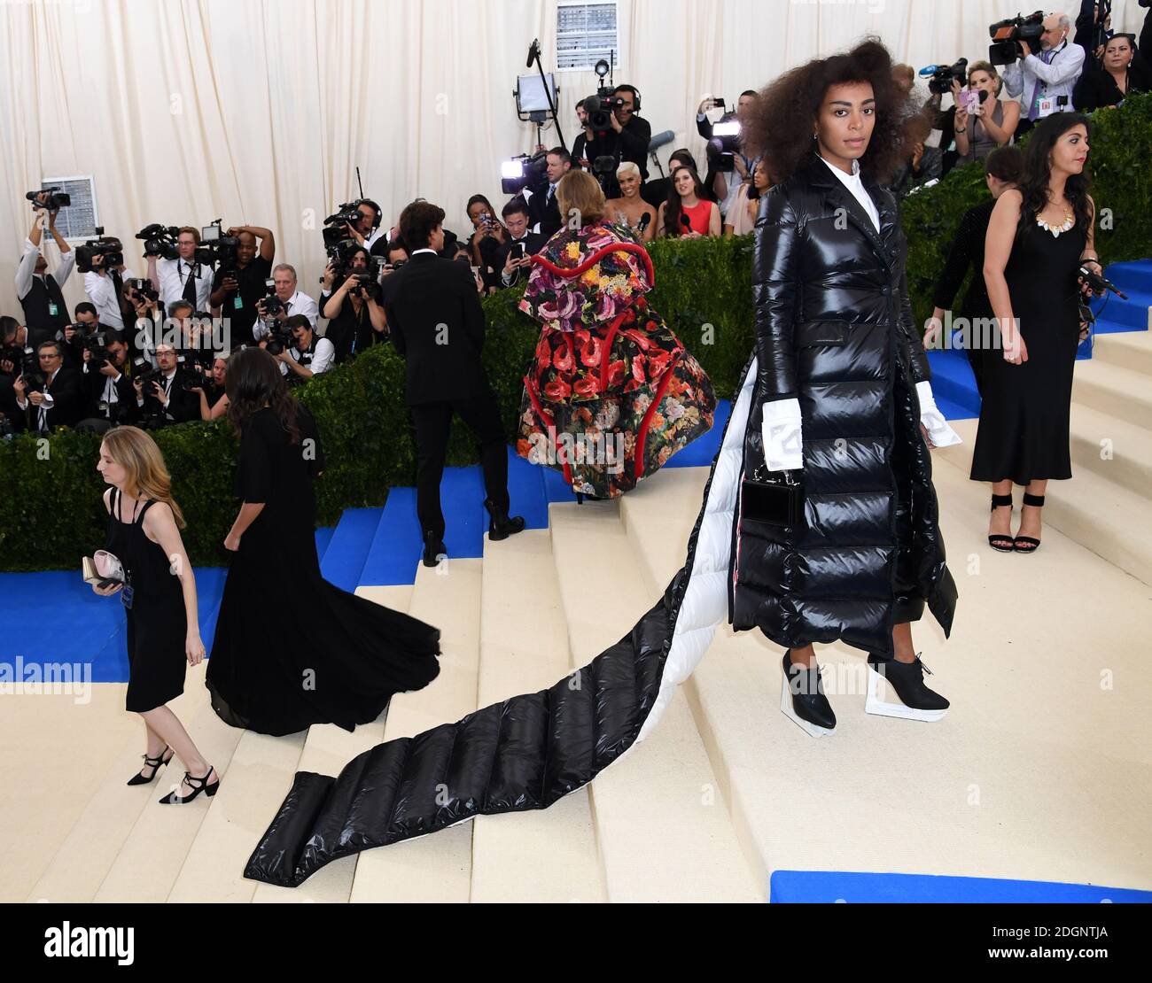 Solange Knowles attending The Metropolitan Museum of Art Costume ...