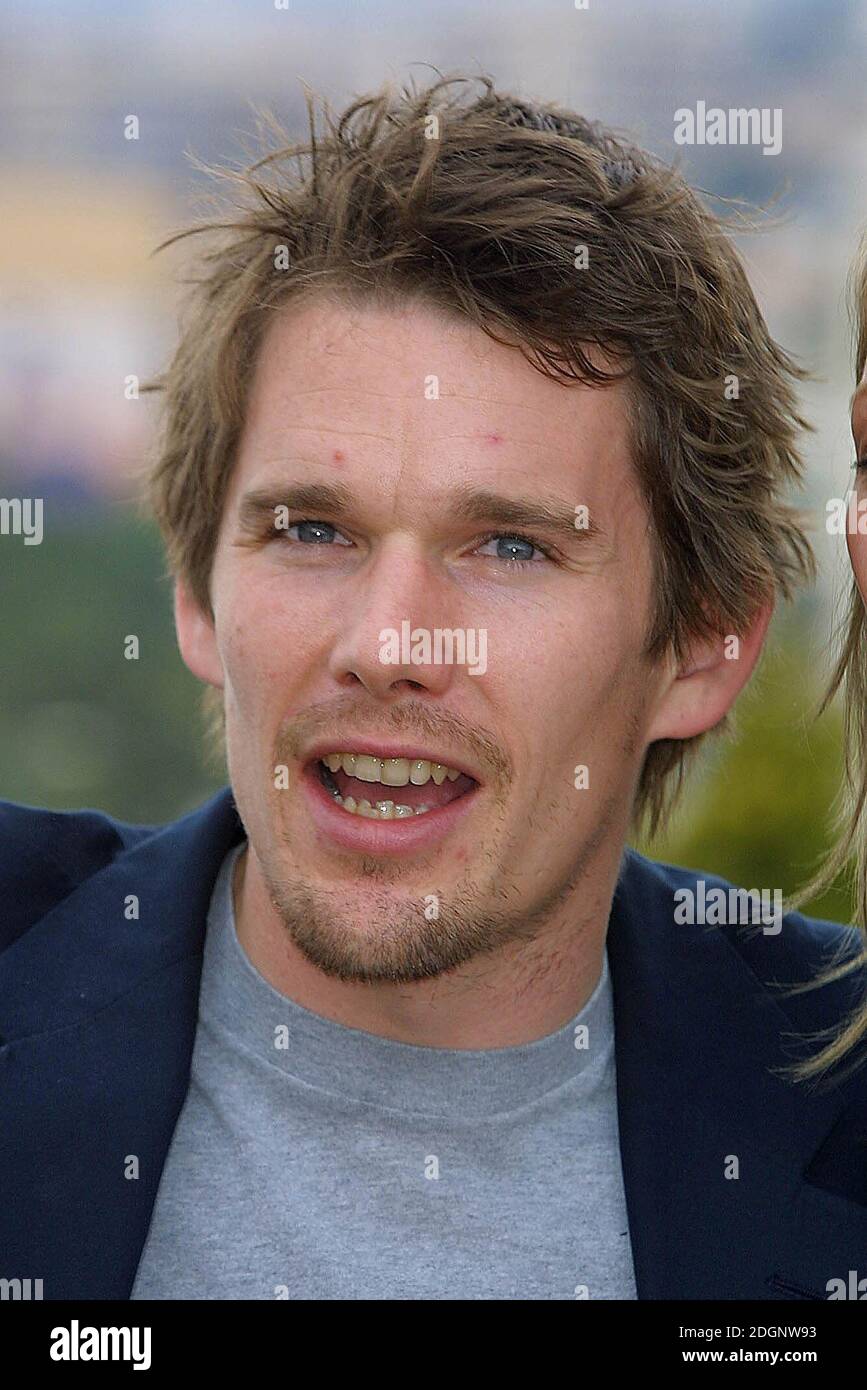 Ethan Hawke at the Cannes Film Festival 2001. Headshot Stock Photo - Alamy