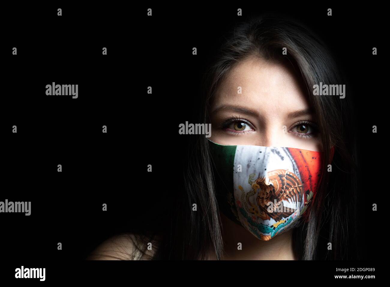 Woman mexican flag mask hi-res stock photography and images - Alamy