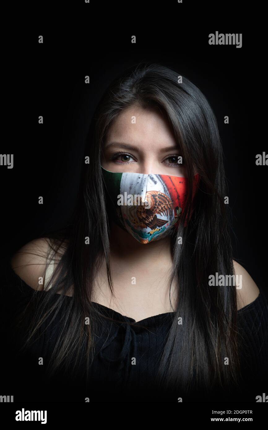 Woman mexican flag mask hi-res stock photography and images - Alamy