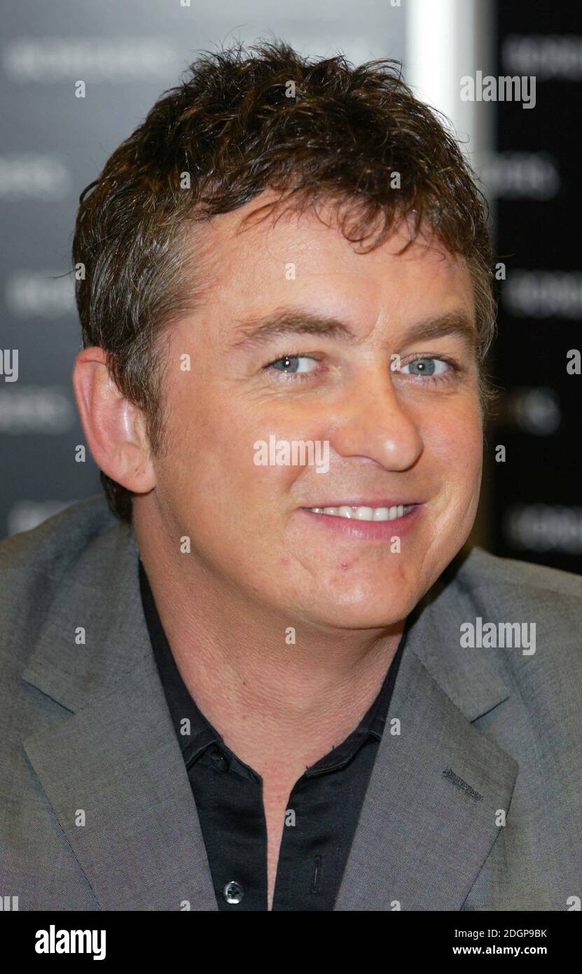 Shane Richie at Borders Bookshop in London signing copies of his ...