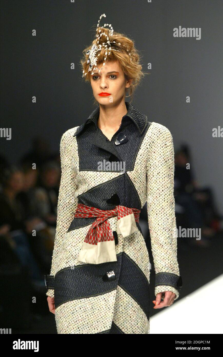 Arkadius london fashion week 2004 hi-res stock photography and images ...