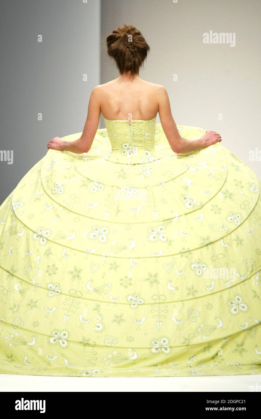 Arkadius Show, part of London Fashion Week 2004. Doug Peters ...