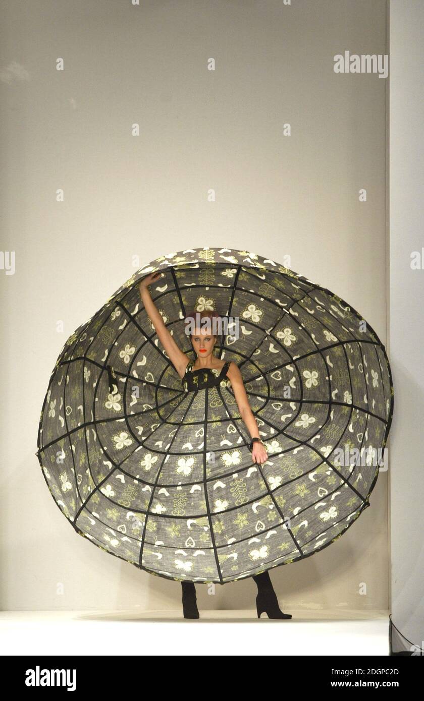 Arkadius London Fashion Week 2004 High Resolution Stock Photography and ...
