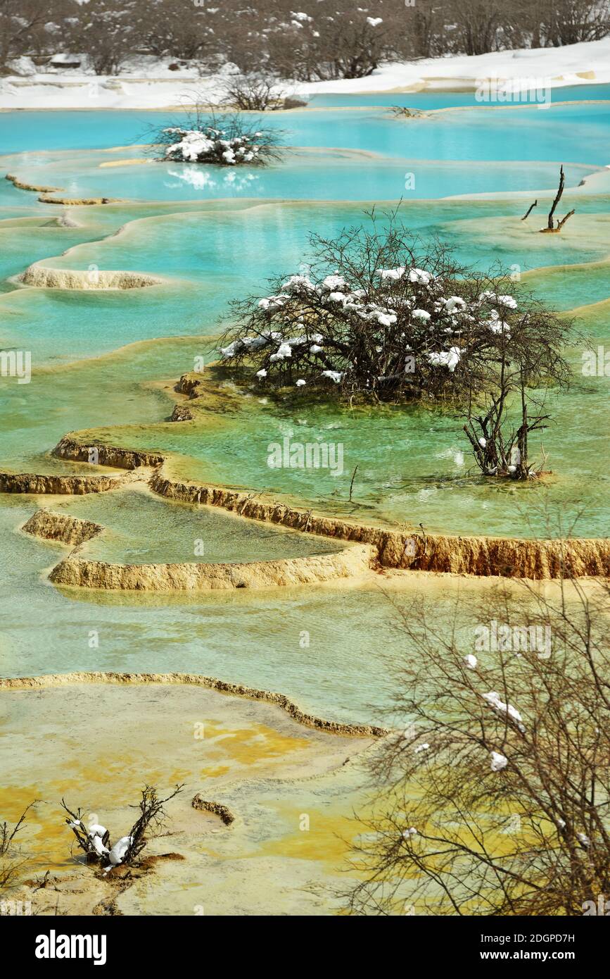 Jiuzhaigou huanglong pond hi-res stock photography and images - Alamy