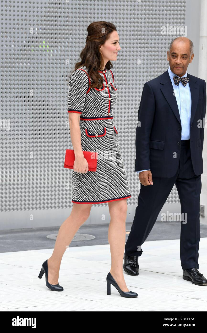 The Duchess of Cambridge arriving at the Victoria and Albert Museum ...