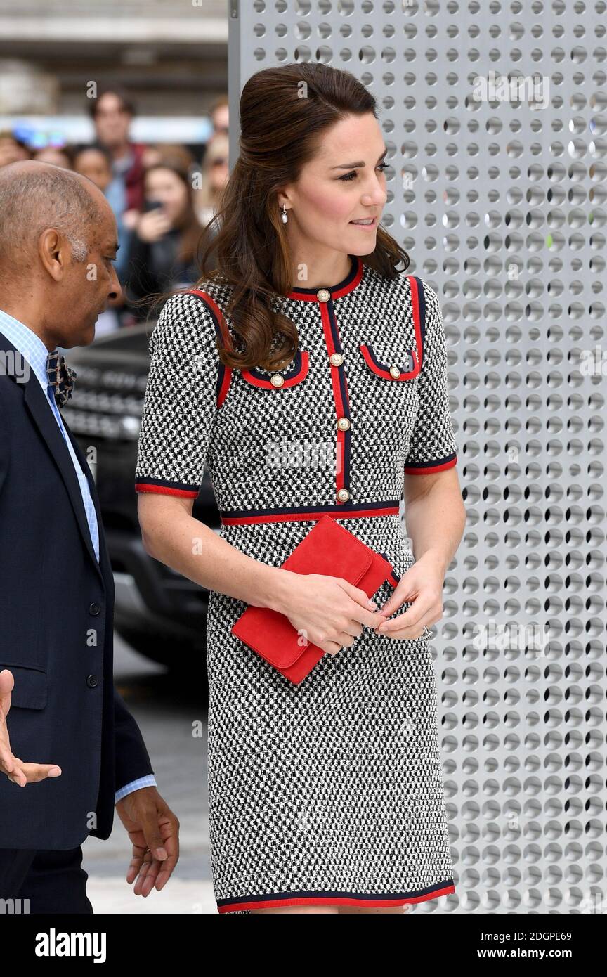 The Duchess of Cambridge arriving at the Victoria and Albert Museum ...