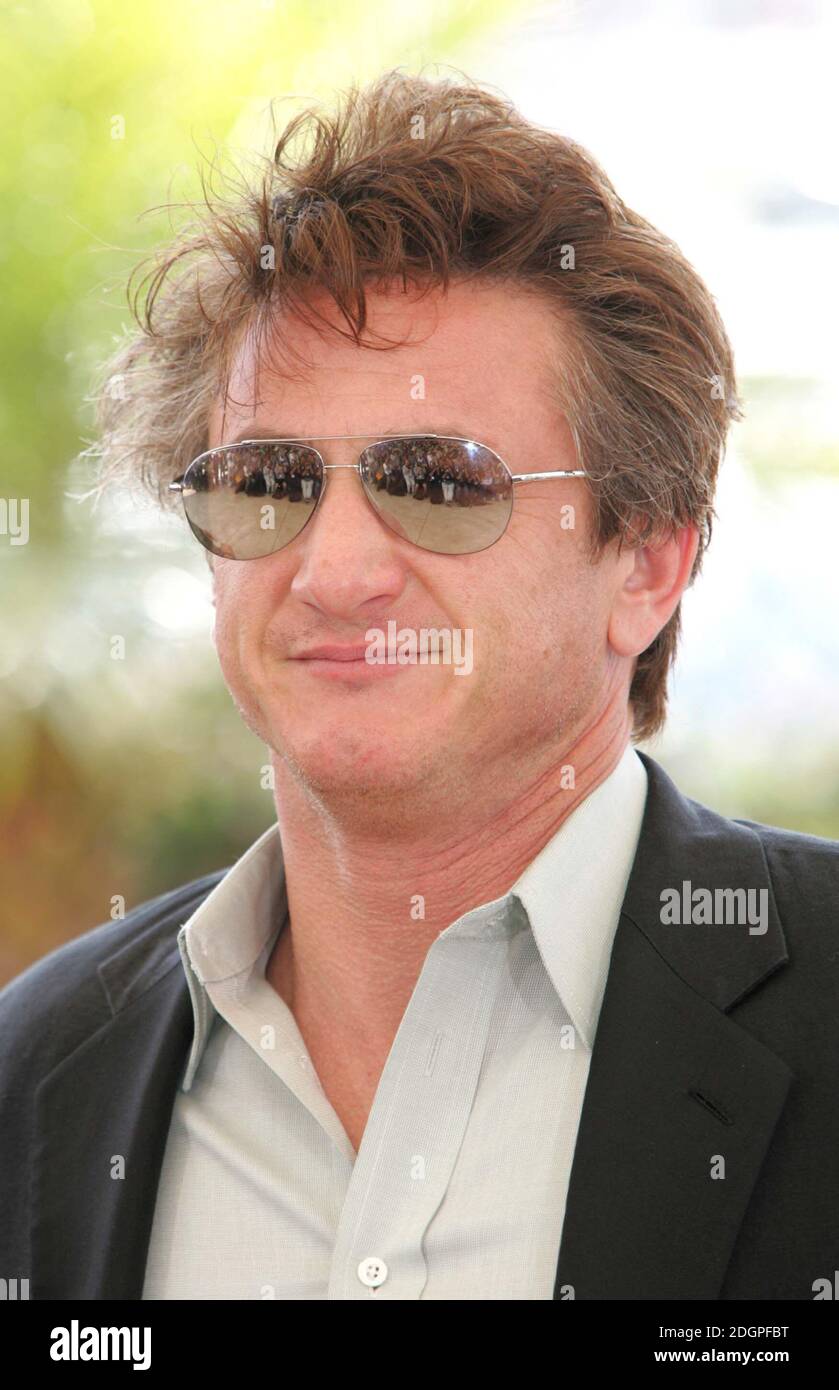 Sean Penn at the photocall for his film The Assassination of Richard ...